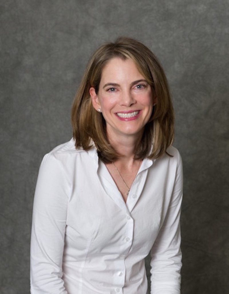 Katherine Reay Kicks Off Lunch with Author Series | Lowcountry Weekly