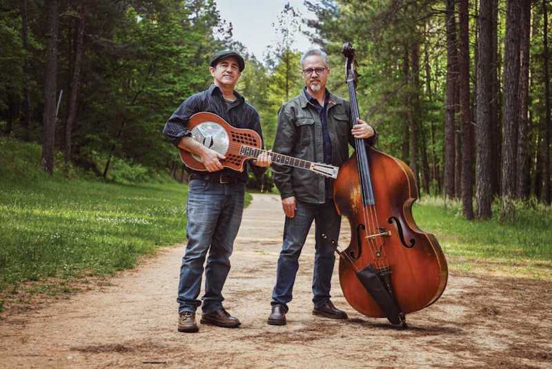 Shain & Ventre Play Music on Malphrus | Lowcountry Weekly