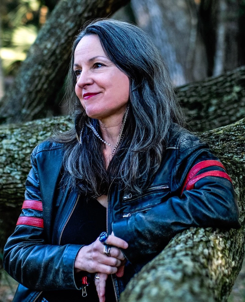 Award-Winning Novelist Mindy Friddle Returns | Lowcountry Weekly